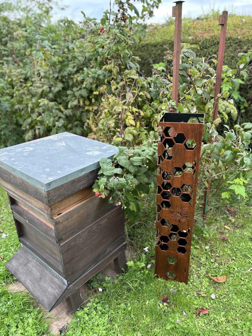 Steel Column Bee Copper – Eastern Connections