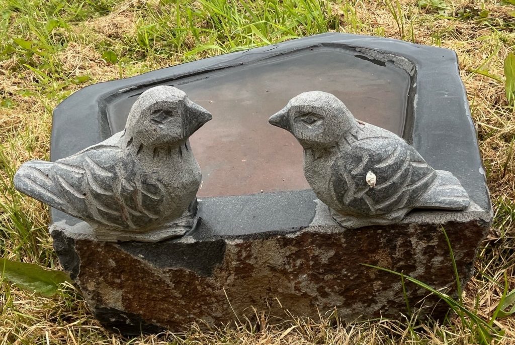 Basalt Birdbath with two birds – Eastern Connections