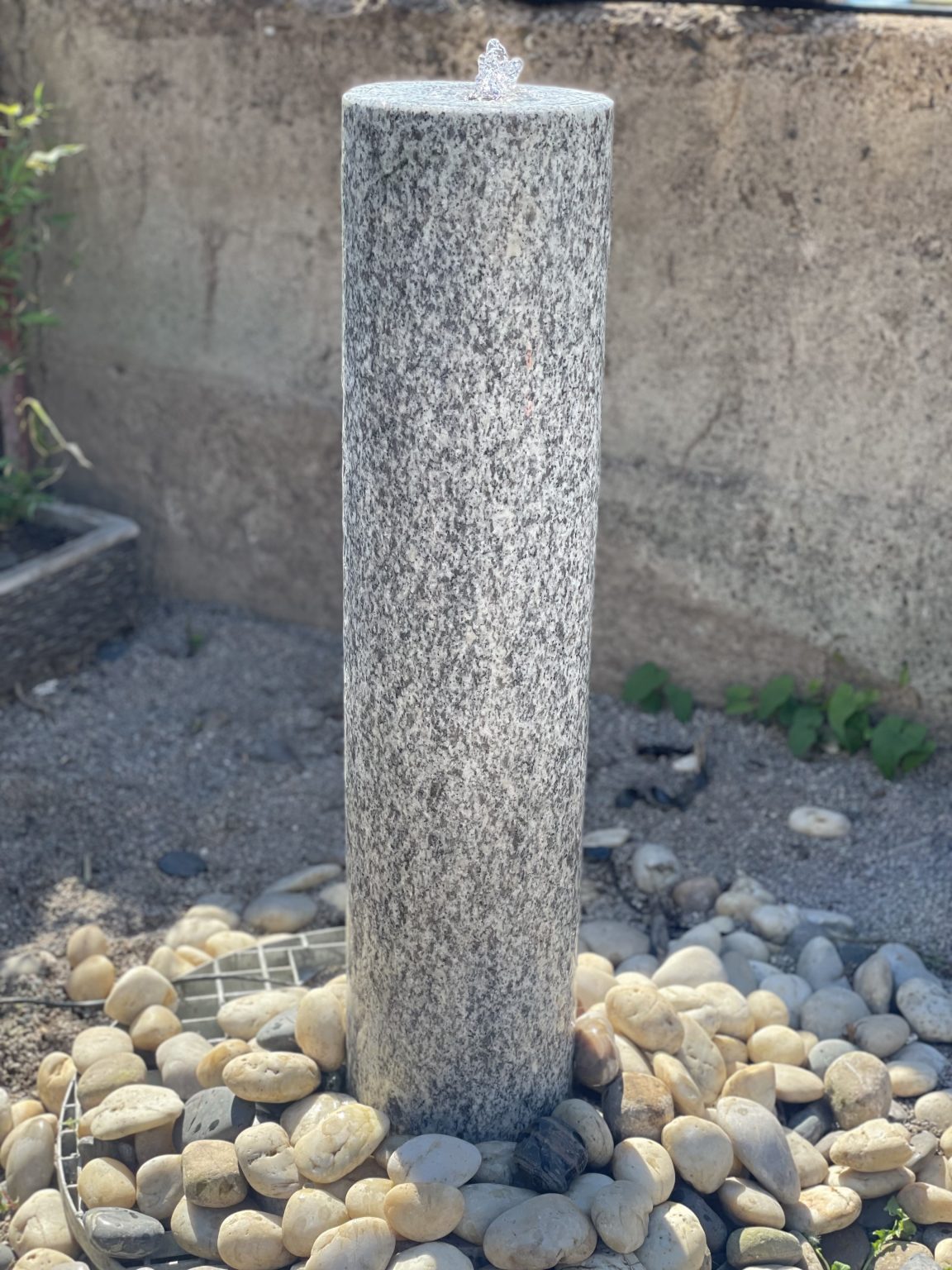 Granite Round Column fountain dia20x 90cm high +2234 granite plinth ...