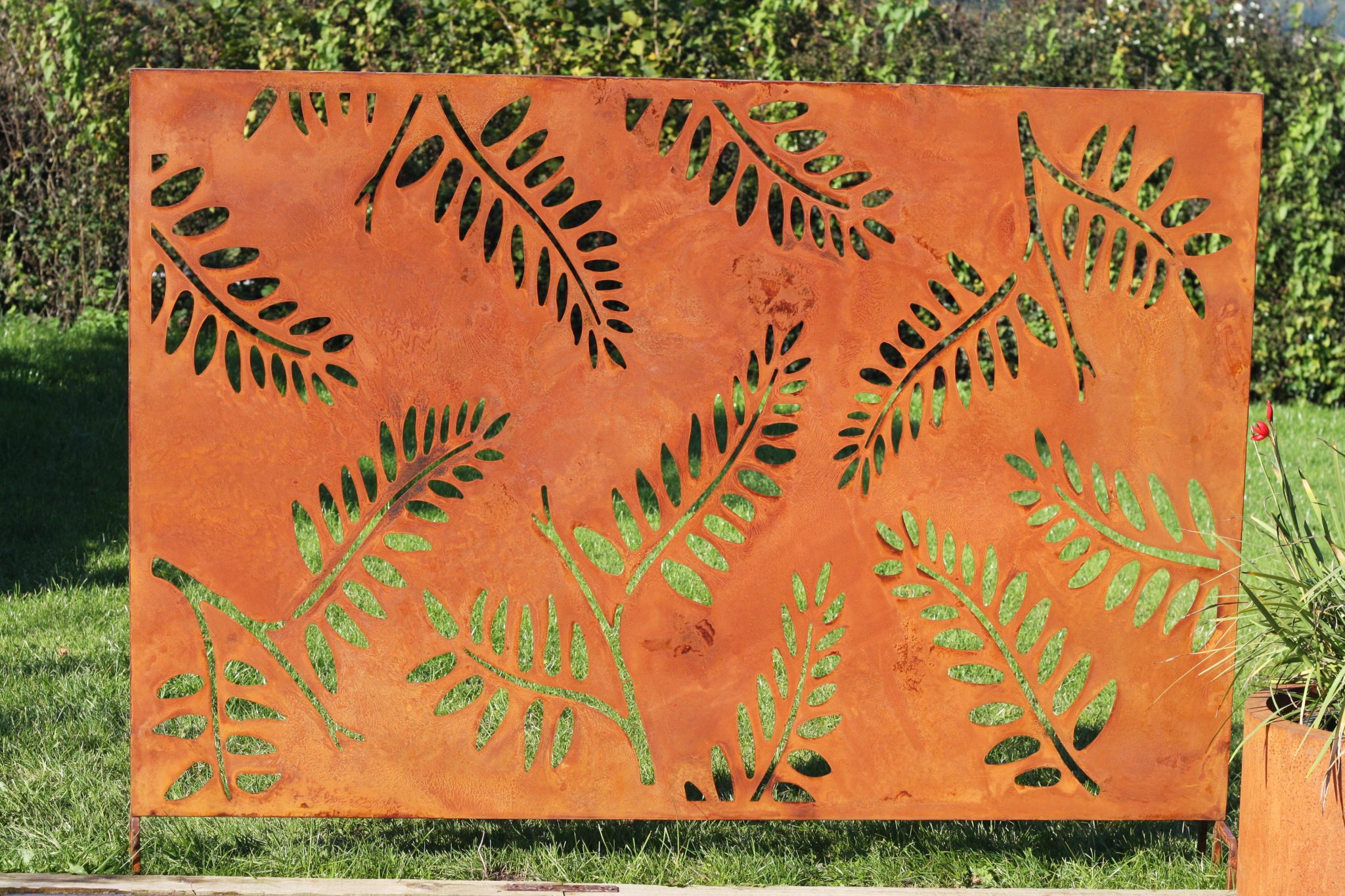 Rustic Fern patern Wide fencing Panel 180x120cm H, with free standing ...